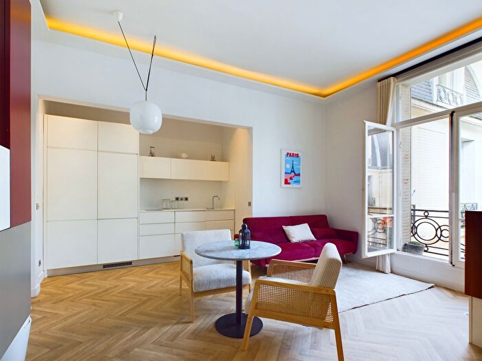 Appartement 2 pièces à louer à Paris 8ème, Saint-Philippe du Roule