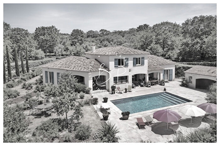 Maison à vendre - Lorgues - 10 pièces - 7 chambres