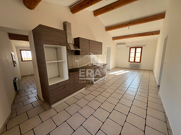 Camaret-sur-Aigues : Appartement 3 pièces à louer