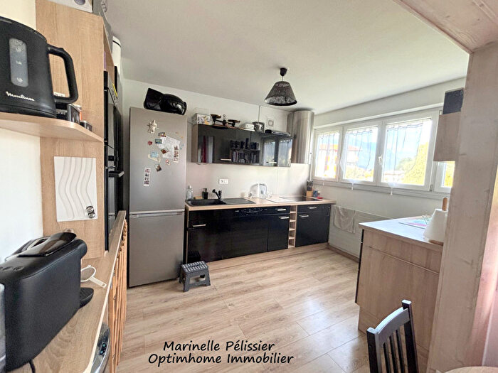 Appartement à vendre - Saint-Pierre-en-Faucigny - 4 pièces - 3 chambres