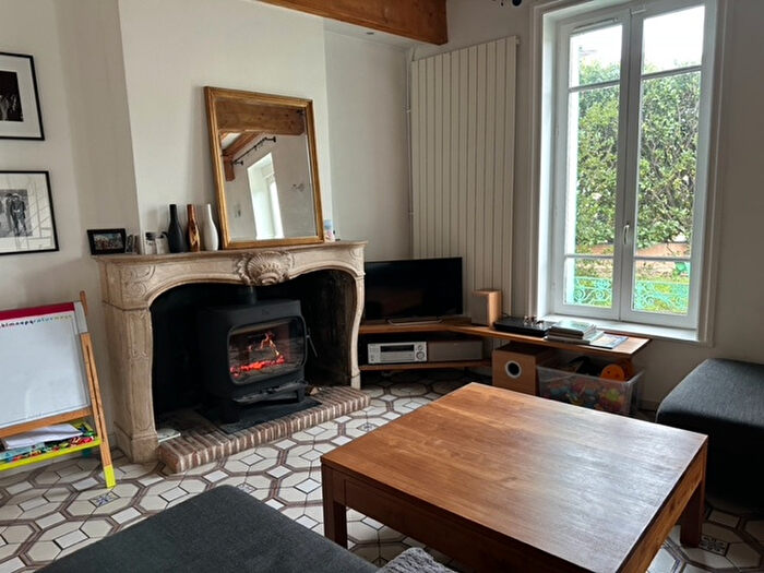 Maison à vendre - Charly - 6 pièces - 4 chambres