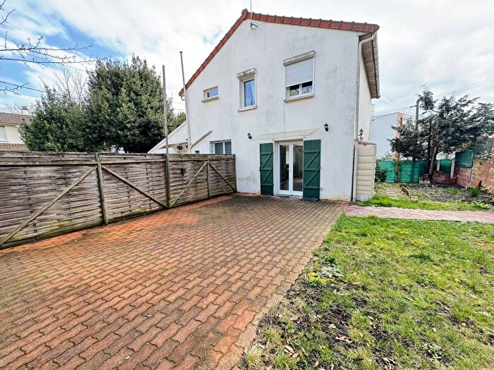 Maison à louer - Bois de létoile, Gagny - 4 pièces - 3 chambres