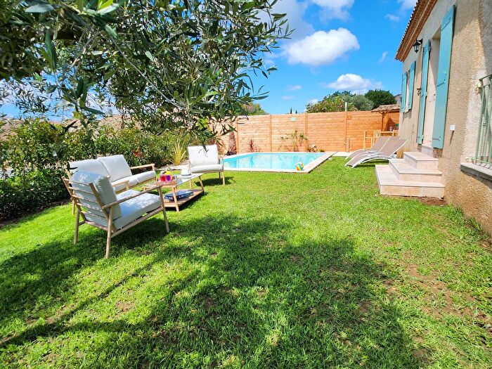 Maison à vendre - Uzès - 5 pièces - 3 chambres