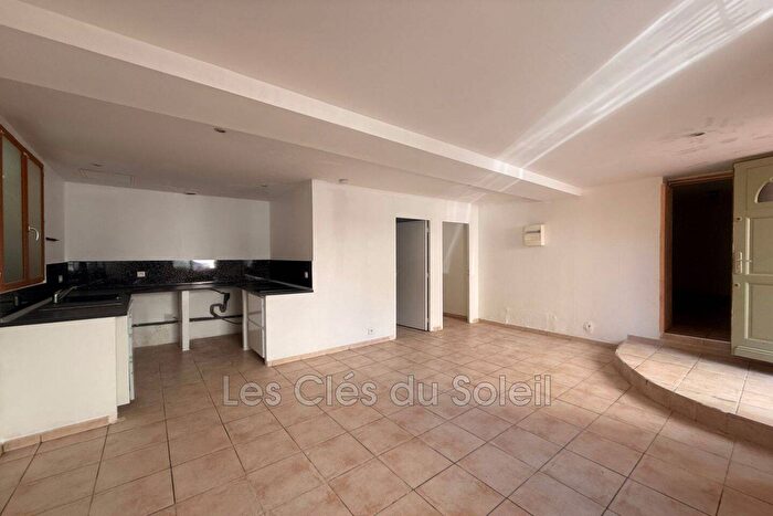 Appartement à louer - Toulon - 2 pièces - 1 chambre