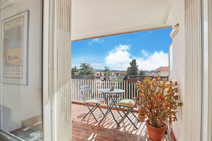 Appartement à vendre - Aix-en-Provence, Encagnane Corsy - 3 pièces - 2 chambres