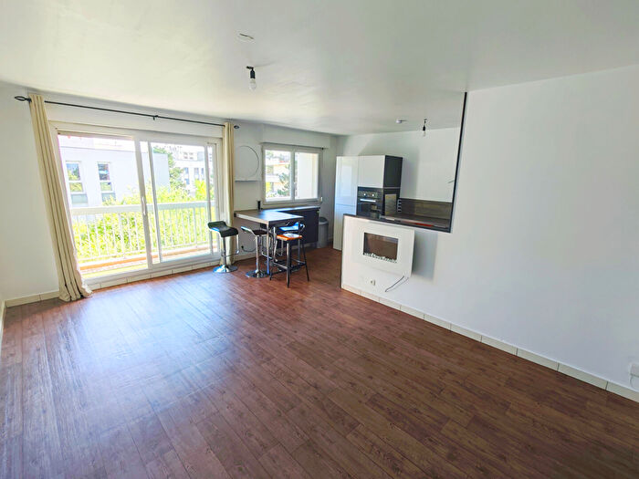 Appartement à vendre - Lyon e , Ménival, Battières, La Plaine - 4 pièces - 3 chambres