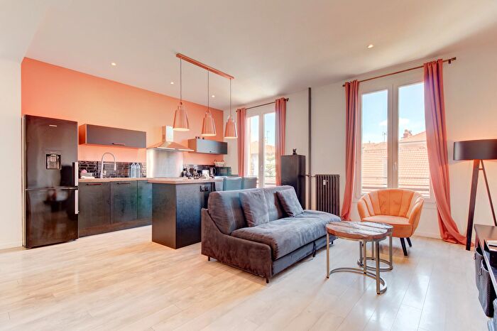 Nice, Thiers, Musicien : Appartement 2 pièces à vendre