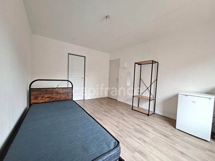 Appartement 7 pièces à Roubaix, Fraternité, Chemin Neuf, Justice, à louer
