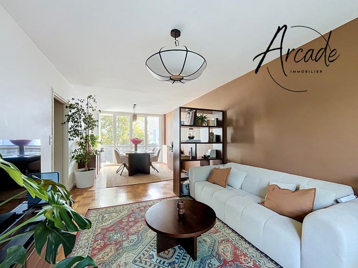 Appartement 5 pièces à vendre - postalCode