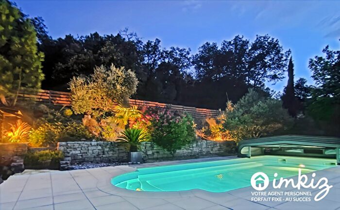 Maison à vendre - Saint-Restitut - 13 pièces - 7 chambres