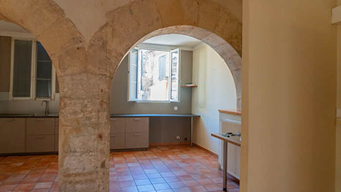 Appartement à vendre - Cavaillon, Centre-ville - 3 pièces - 2 chambres