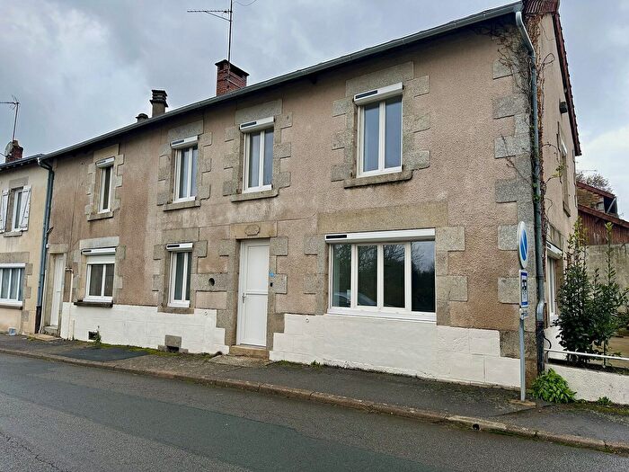 Appartement à louer - Bujaleuf - 2 pièces - 1 chambre