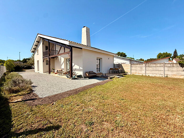 Maison à vendre - Parempuyre - 5 pièces - 4 chambres