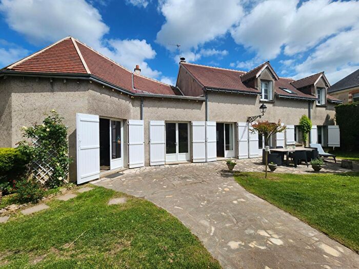 Bridoré : Maison 9 pièces à vendre