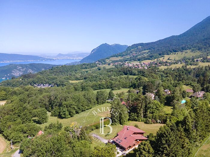 Maison 8 pièces à vendre à Talloires