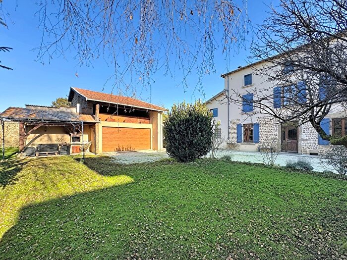 Maison à vendre - Jarcieu - 7 pièces - 5 chambres