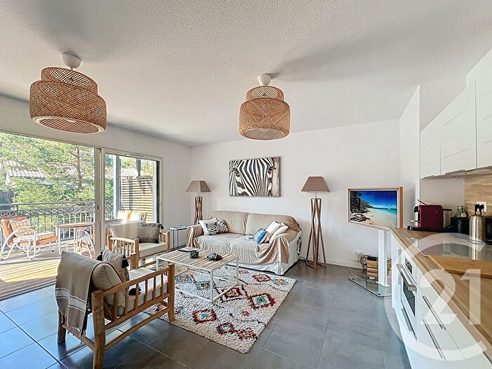 Appartement à vendre - Arcachon, Centre-ville, La Chapelle, Gare - 3 pièces - 2 chambres