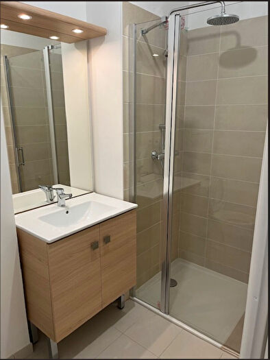 Appartement à louer - Le Blanc-Mesnil, Eiffel - 5 pièces - 4 chambres