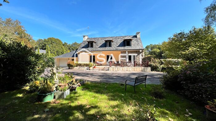 Maison 7 pièces à vendre à Pluvigner