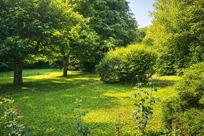 Maison à vendre - Saint-Cyr-au-Mont-dOr - 4 pièces - 3 chambres