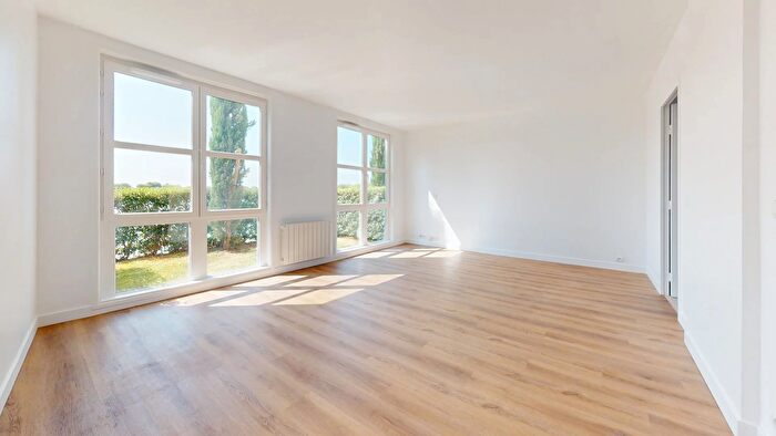 Maison à vendre - Voisins-le-Bretonneux - 4 pièces - 3 chambres