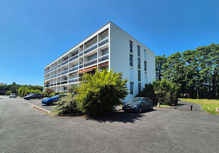 Appartement 1 pièce à louer à Pessac, Bourg