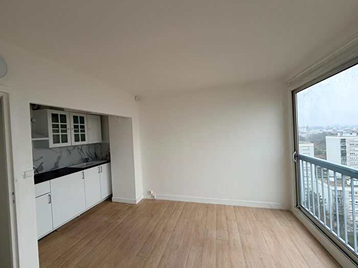 Appartement à louer - Vitry-sur-Seine, Huit Mai - 2 pièces - 1 chambre