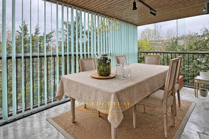 Appartement 5 pièces à Rocquencourt, à vendre