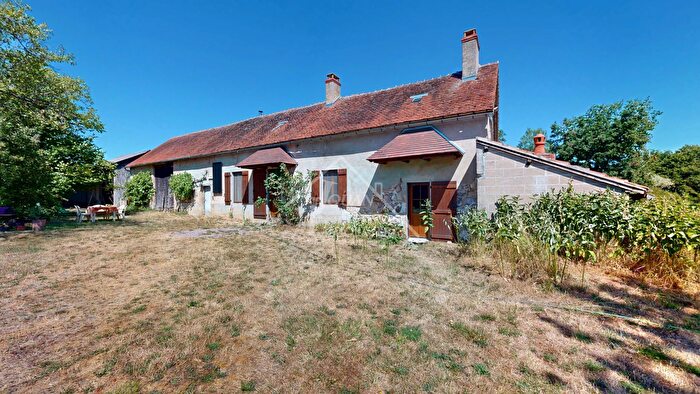 Maison 2 pièces à Saint-Plaisir, à vendre
