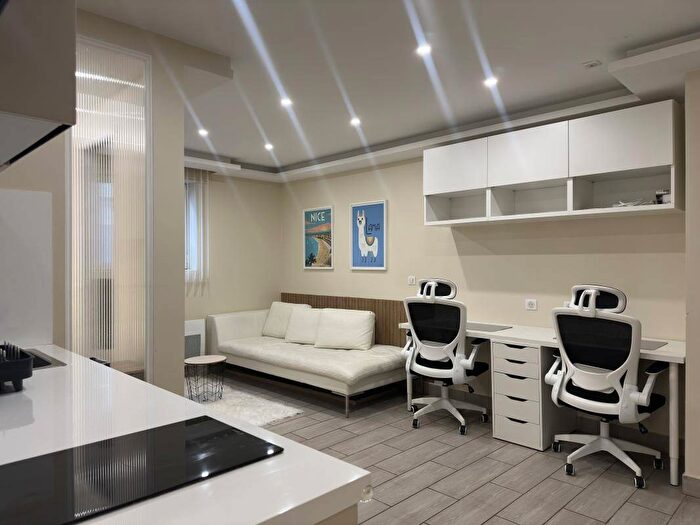 Appartement à louer - Issy-les-Moulineaux - 2 pièces - 1 chambre