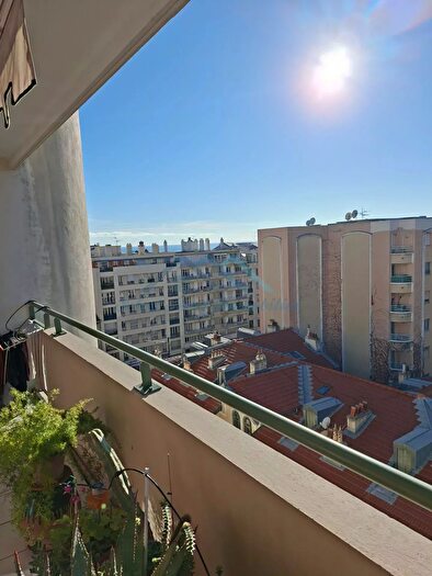 Appartement à vendre - Nice, Baumettes - 2 pièces - 1 chambre