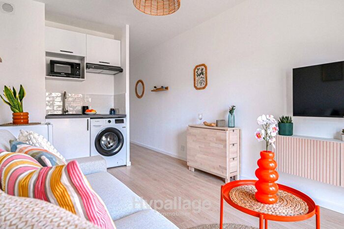 Appartement à louer - Saint Pierre, Marseille ème arrondissement - 1 pièce