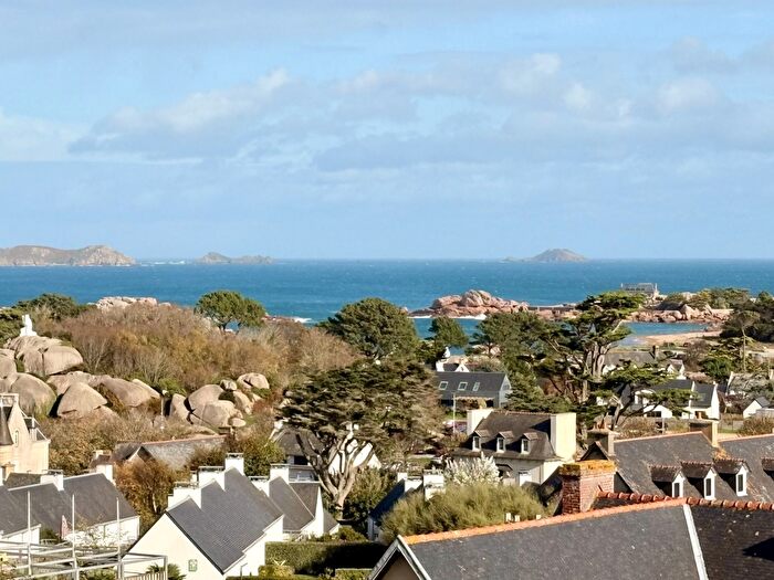 Maison à vendre - Trégastel - 7 pièces - 4 chambres