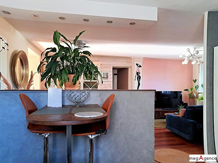 Maison 4 pièces à Nantes, Le Bout des Pavés, Fantaisie, à vendre