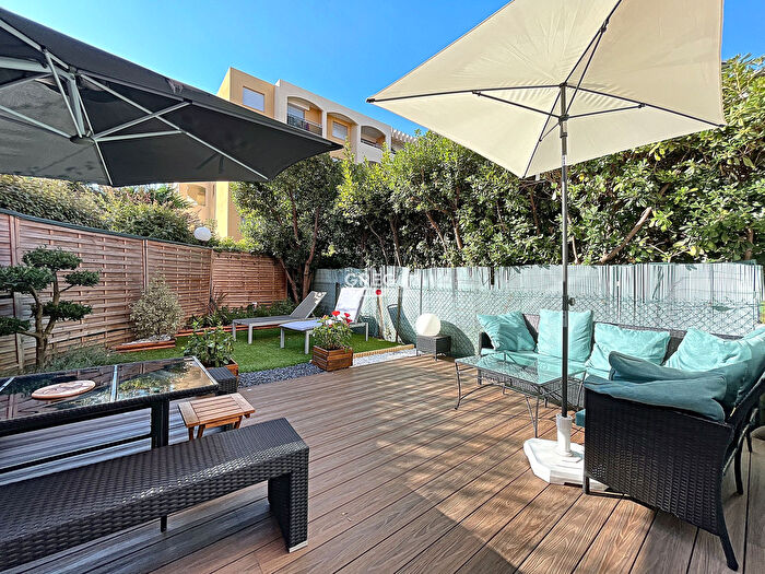Appartement 1 pièce à vendre - Cagnes-sur-Mer, Le Val Fleuri