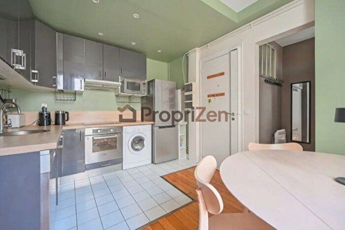 Appartement à louer - Legendre-Lévis, Paris ème arrondissement - 3 pièces - 2 chambres