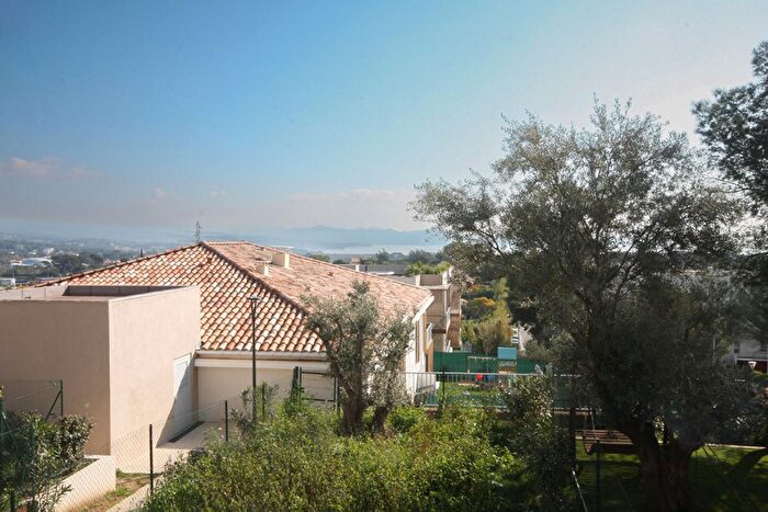 La Ciotat, Groupède, Le Pin de la Fade, Saint-Loup : Maison 4 pièces à vendre