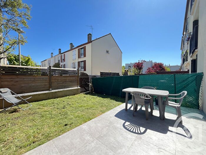 Maison 4 pièces à vendre à Maurepas, LAgiot