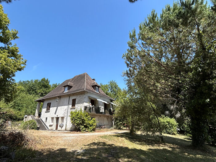 Maison à vendre - Périgueux, Centre-ville, La Gare, Saint-Martin - 12 pièces - 6 chambres