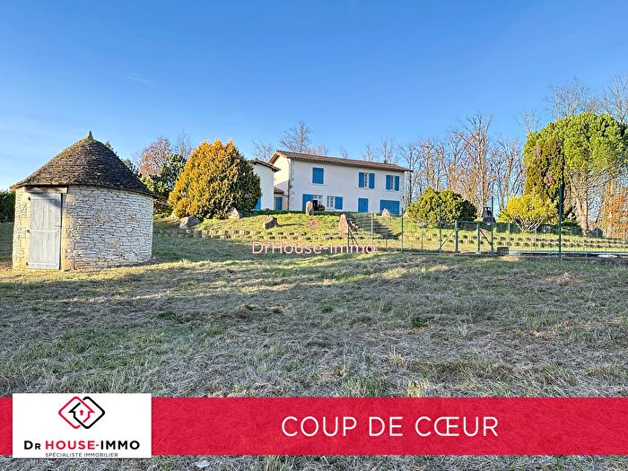 Saint-Crépin-de-Richemont - Maison 8 pièces à vendre