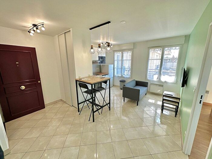 Appartement à louer - Moulin Clair-Moulin de la Seine, Saint-Fargeau-Ponthierry - 2 pièces