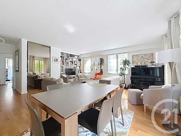 Appartement 4 pièces à Versailles, Montreuil, à vendre