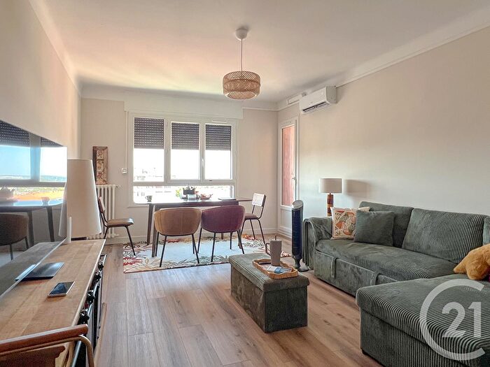Appartement 3 pièces à Aix-en-Provence, Centre-ville, à louer