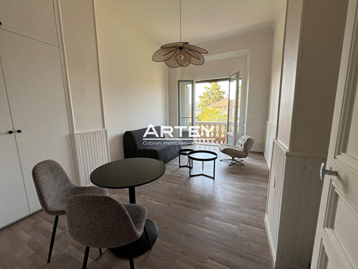 Appartement 1 pièce à louer - Hyères, Centre-ville