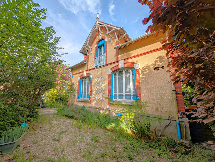 Maison 8 pièces à vendre à Auxerre