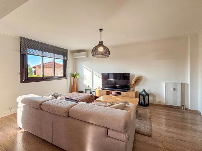 Appartement à vendre - Cagnes-sur-Mer, Le Val Fleuri - 4 pièces - 2 chambres