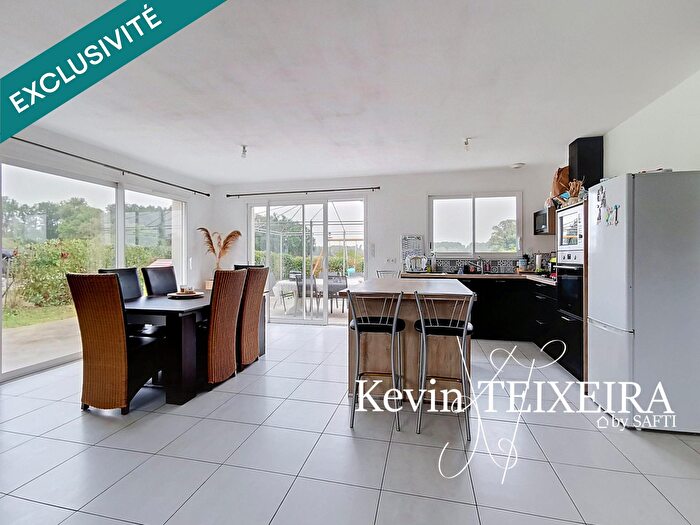 Clermont-Créans - Maison 7 pièces à vendre
