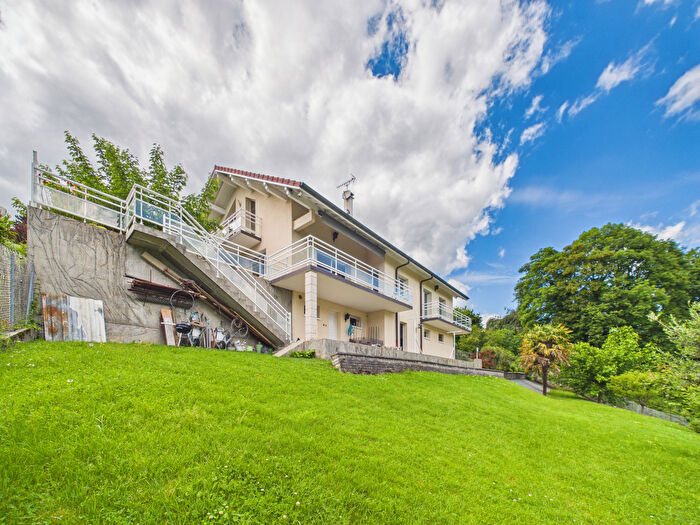 Maison 7 pièces à Tresserve, à vendre