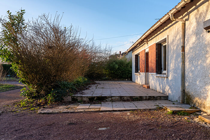 Maison à vendre - Hermeray - 5 pièces - 4 chambres