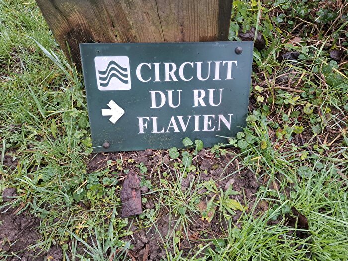 Maison à vendre - Vernou-la-Celle-sur-Seine - 10 pièces - 5 chambres